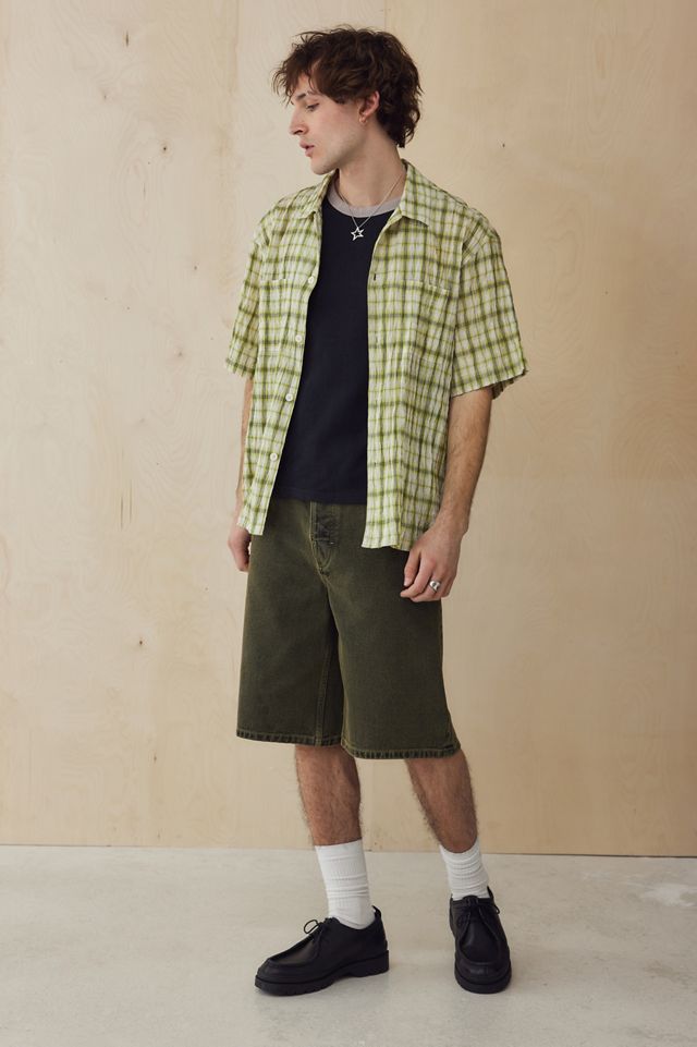 Raised On Denim – Getönte Shorts 90S in Braun | Urban Outfitters DE