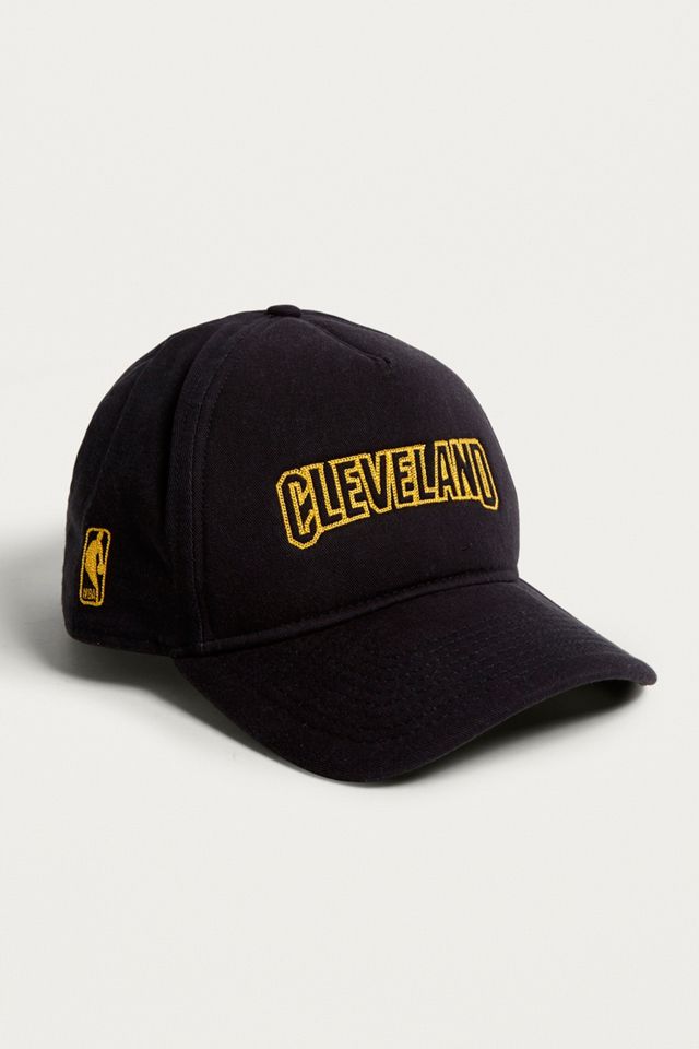 New Era NBA Cleveland Cavaliers Chain Stitch A-Frame Cap | Urban ...