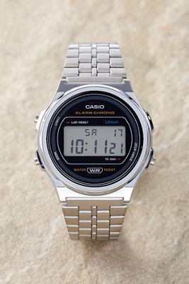 Casio - Montre A171WE-1AEF | Urban Outfitters FR