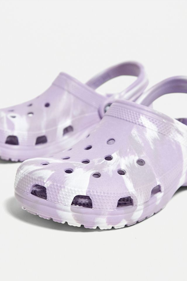 Crocs Classic Lavender Marble Clogs | Urban Outfitters UK