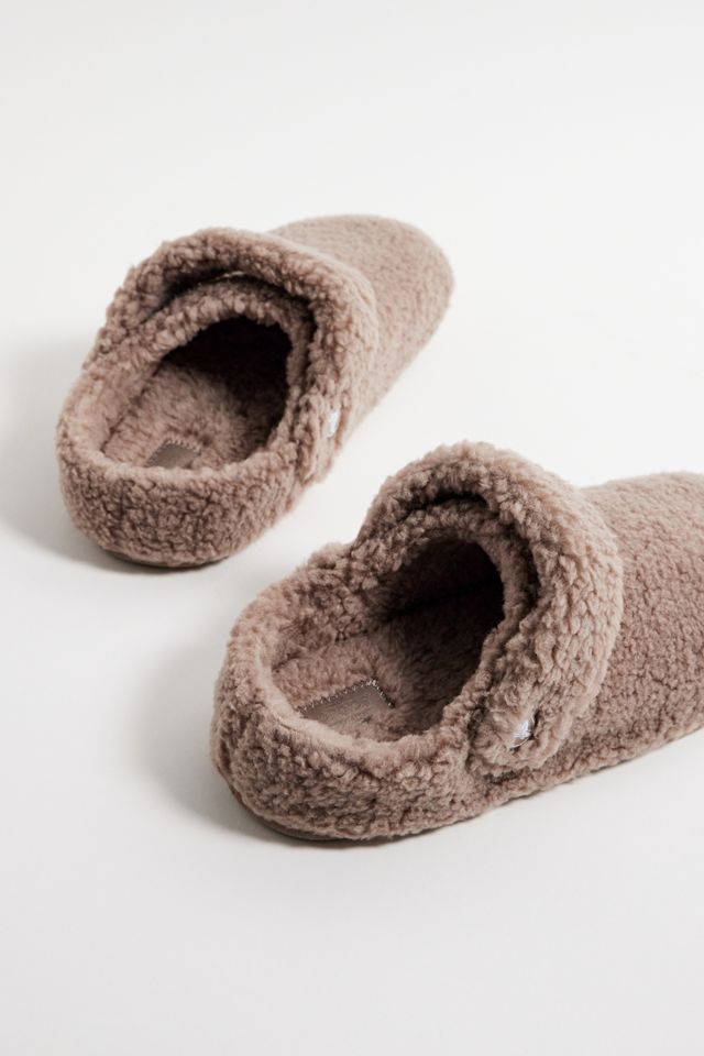 Crocs Mushroom Cozzzy Slippers | Urban Outfitters UK