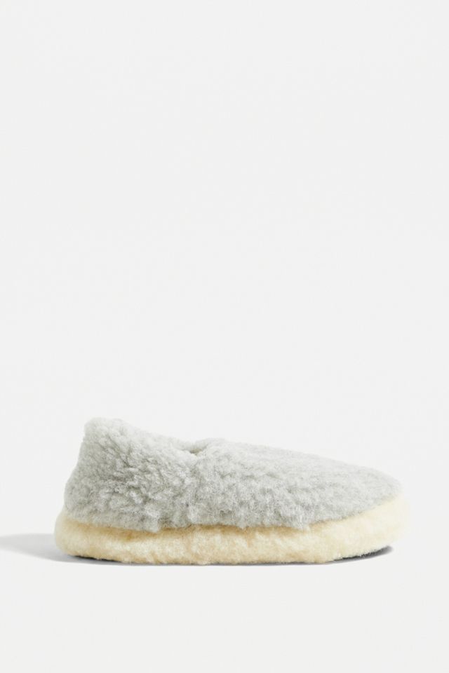 Yoko Wool Siberian Light Slippers | Urban Outfitters UK