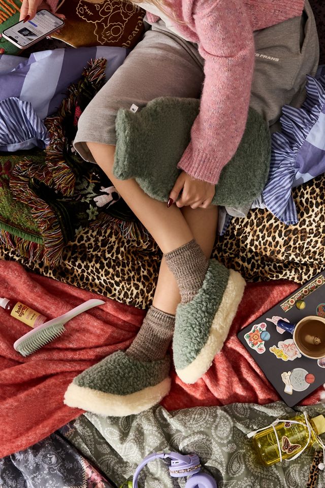 Yoko Wool Green Slippers | Urban Outfitters UK