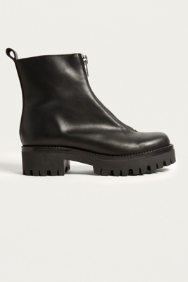 Cleo Zip-Front Cleat Boots | Urban Outfitters FR