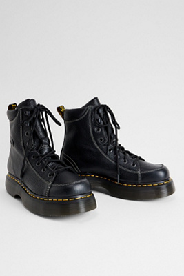 Dr. Martens Buzz 8-Eye Boots | Urban Outfitters UK