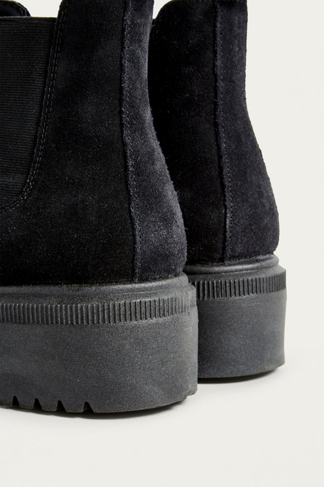 UO Brody Black Suede Platform Chelsea Boots | Urban Outfitters UK