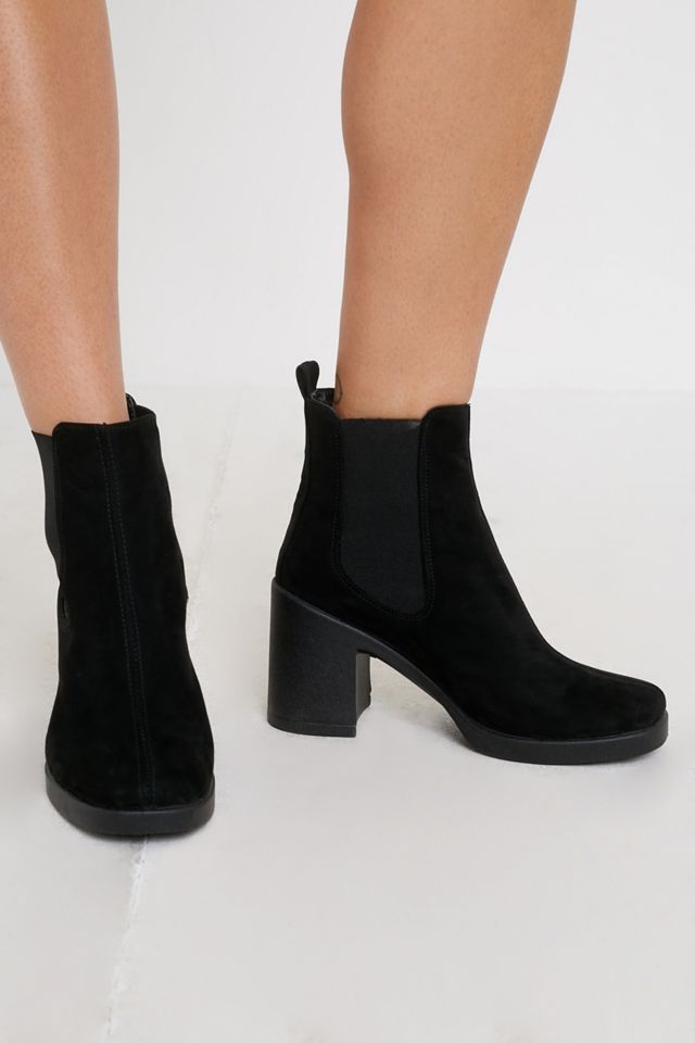 UO Blayne Chelsea Boots | Urban Outfitters UK