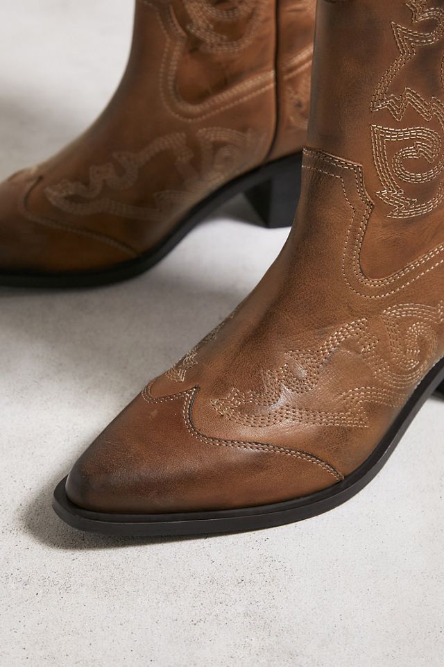 UO - Bottes western Rodeo en cuir marrons | Urban Outfitters FR