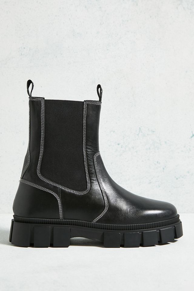 ASRA Black Beacon Chelsea Boots | Urban Outfitters ES