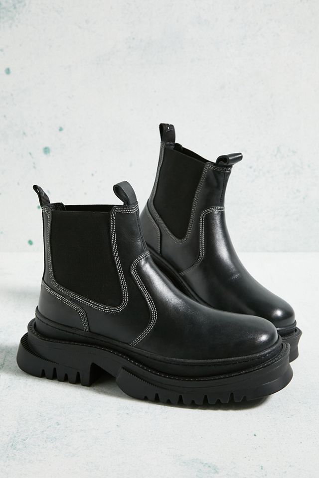 ASRA Black Rene Chelsea Boots | Urban Outfitters UK