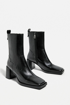 ASRA Black Hallie Boots | Urban Outfitters UK