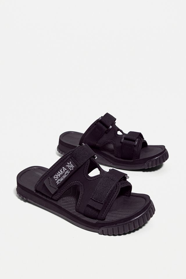 SHAKA Black Chill Out Sandals | Urban Outfitters UK