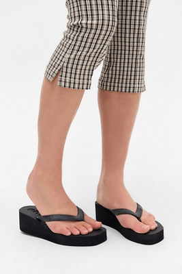 Sleepers Black High Platform Flip Flops | Urban Outfitters UK