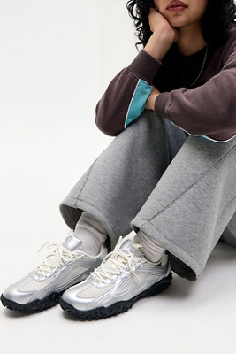 FILA Silver Echappe MS Trainers | Urban Outfitters UK