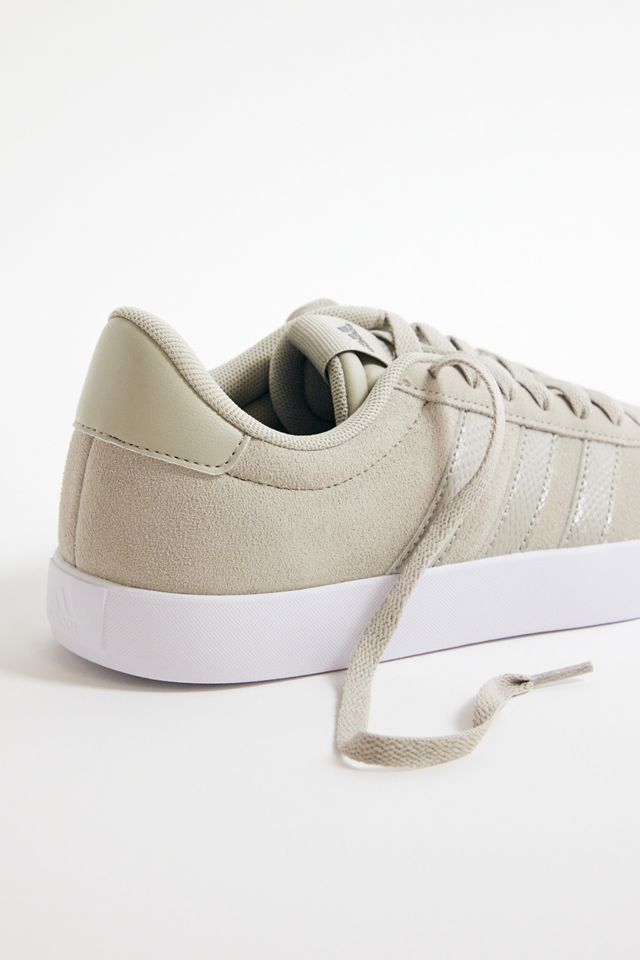 adidas Beige VL Court 3.0 Trainers | Urban Outfitters UK