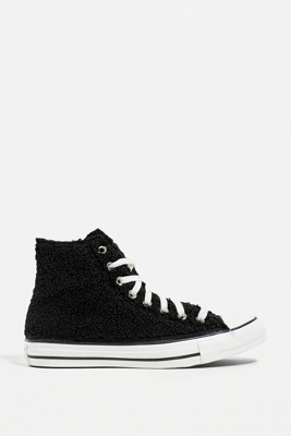 Converse - Baskets montantes teddy Chuck Taylor All Star noires | Urban ...