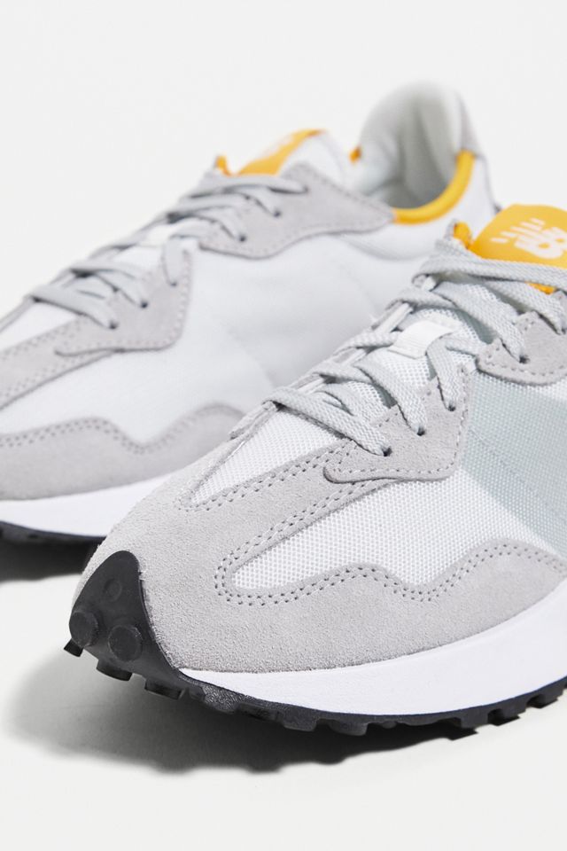 New Balance 327 Entrenadores Grises | Urban Outfitters ES