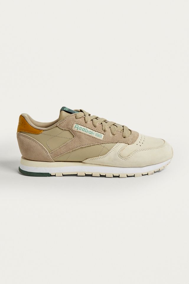 Reebok Classic Tan Leather Trainers | Urban Outfitters UK