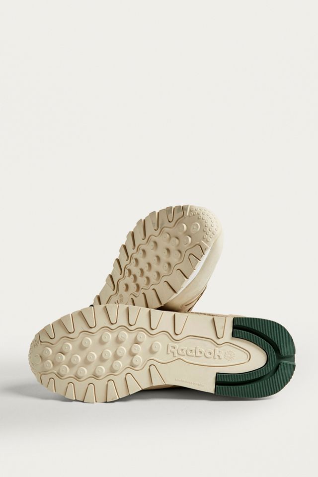 Reebok Classic Tan Leather Trainers | Urban Outfitters UK