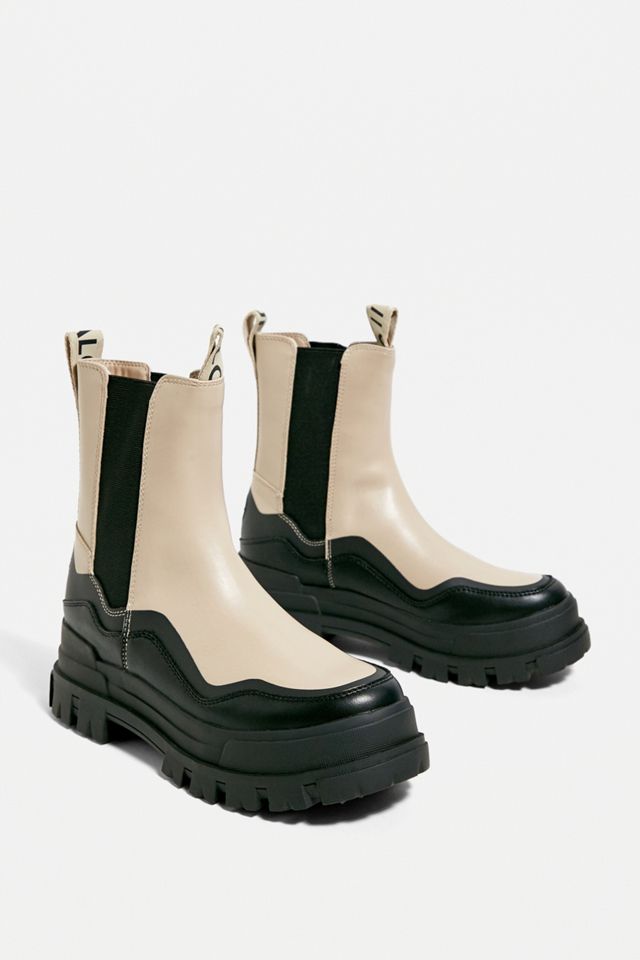 Buffalo Cream Aspha Wave Boots | Urban Outfitters UK
