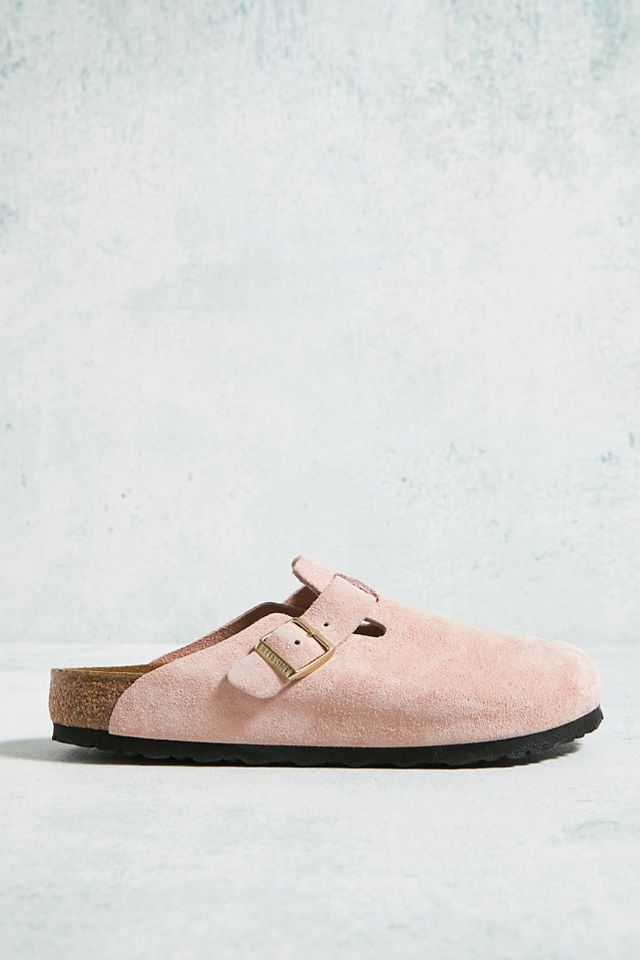 Birkenstock Boston Light Pink Suede Clogs | Urban Outfitters UK