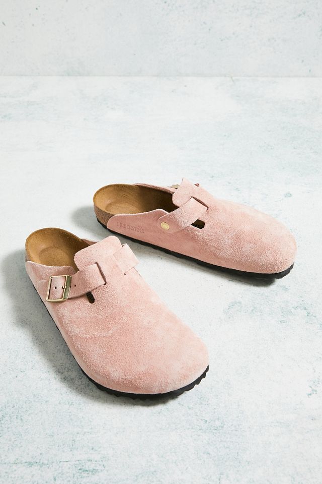 Birkenstock Boston Light Pink Suede Clogs | Urban Outfitters UK