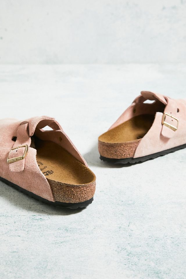 Birkenstock Boston Light Pink Suede Clogs | Urban Outfitters UK