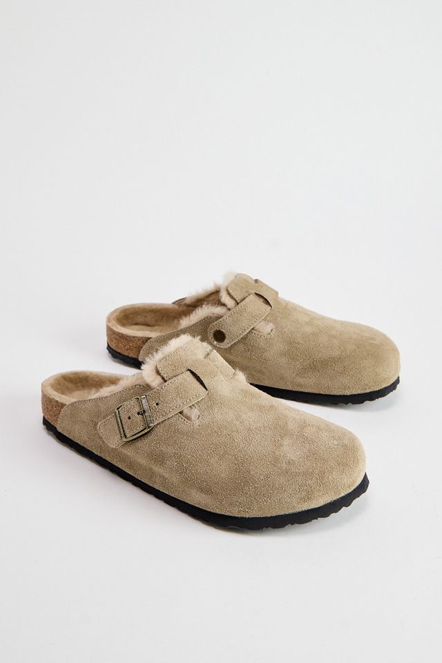 Birkenstock Taupe Shearling-Lined Boston Clogs | Urban Outfitters UK