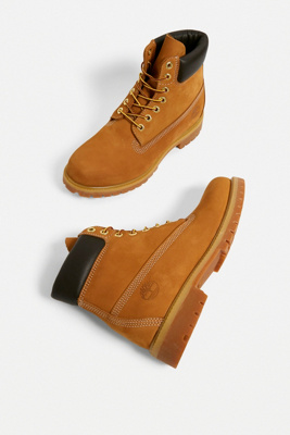 Timberland Classic Wheat Boots | Urban Outfitters UK
