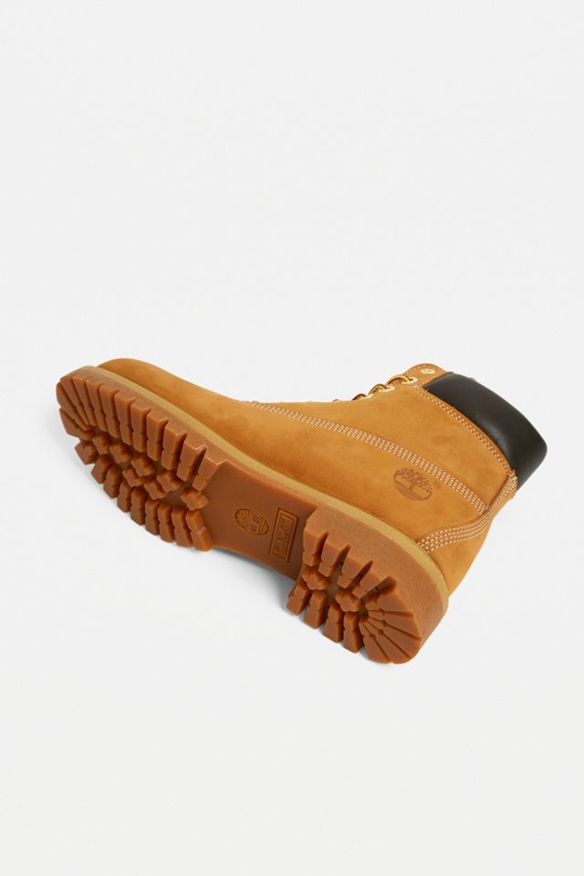 Timberland Classic Wheat Boots | Urban Outfitters UK
