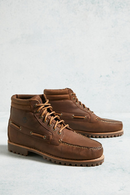 Timberland Brown Authentic 7-Eye Chukka Boots | Urban Outfitters UK