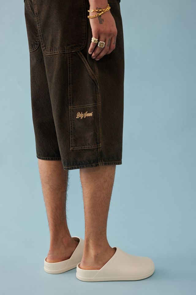 Crocs Stucco Dylan Clogs | Urban Outfitters UK