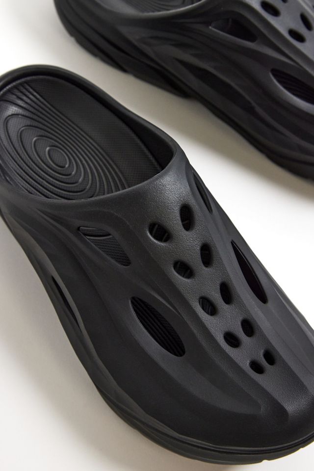 HOKA Ora Recovery Black Mules | Urban Outfitters UK