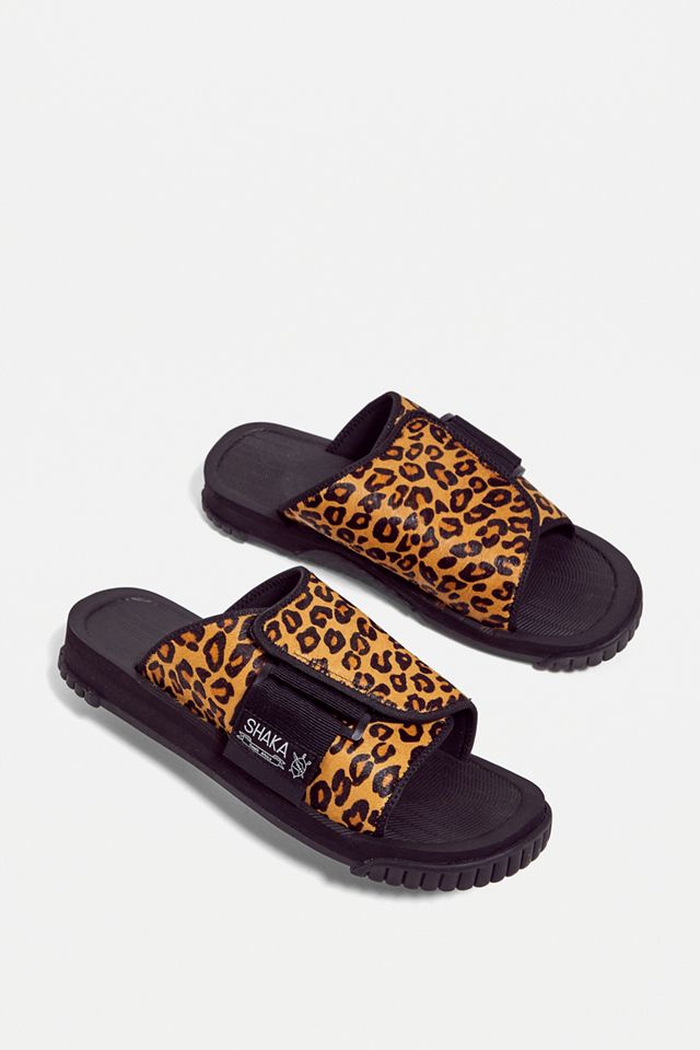 SHAKA X-Packer Leopard Print Sliders | Urban Outfitters UK