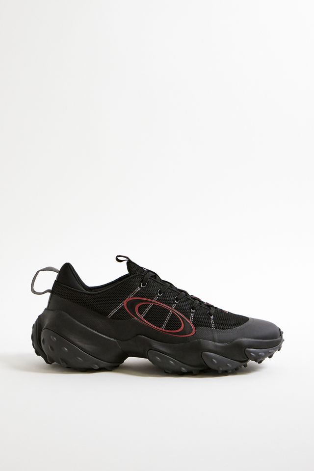 Oakley Edge Flex Trainers | Urban Outfitters UK
