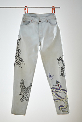 Urban Renewal One-Of-A-Kind Levi's Doodle Jeans | Urban Outfitters UK