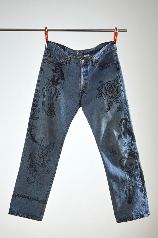 Urban Renewal One-Of-A-Kind Levi’s Doodle Jeans | Urban Outfitters UK