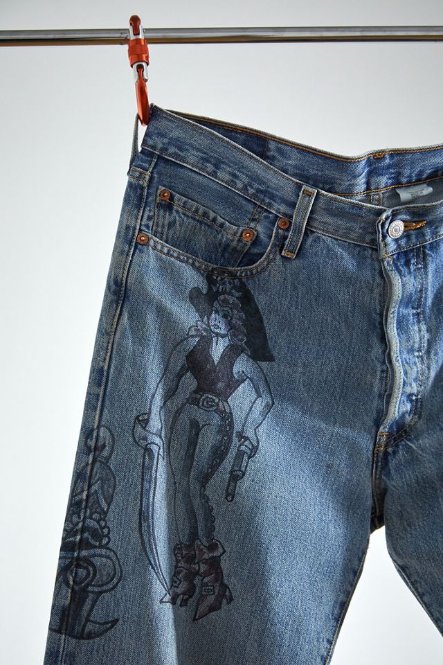 Urban Renewal One-Of-A-Kind Levi’s Doodle Jeans | Urban Outfitters UK