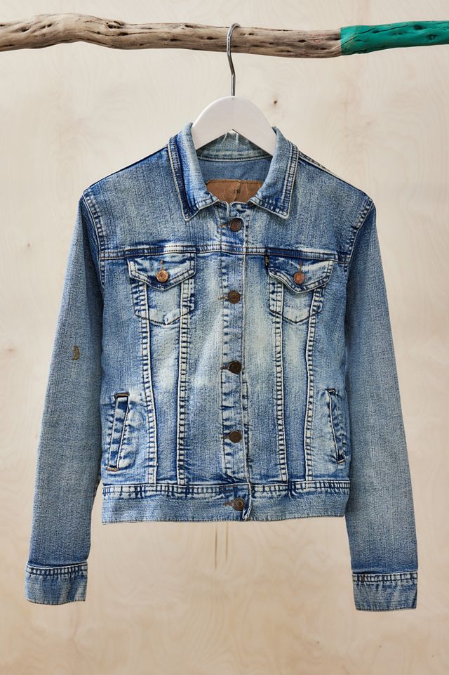 Urban Renewal One-Of-A-Kind Light Denim Jacket | Urban Outfitters UK