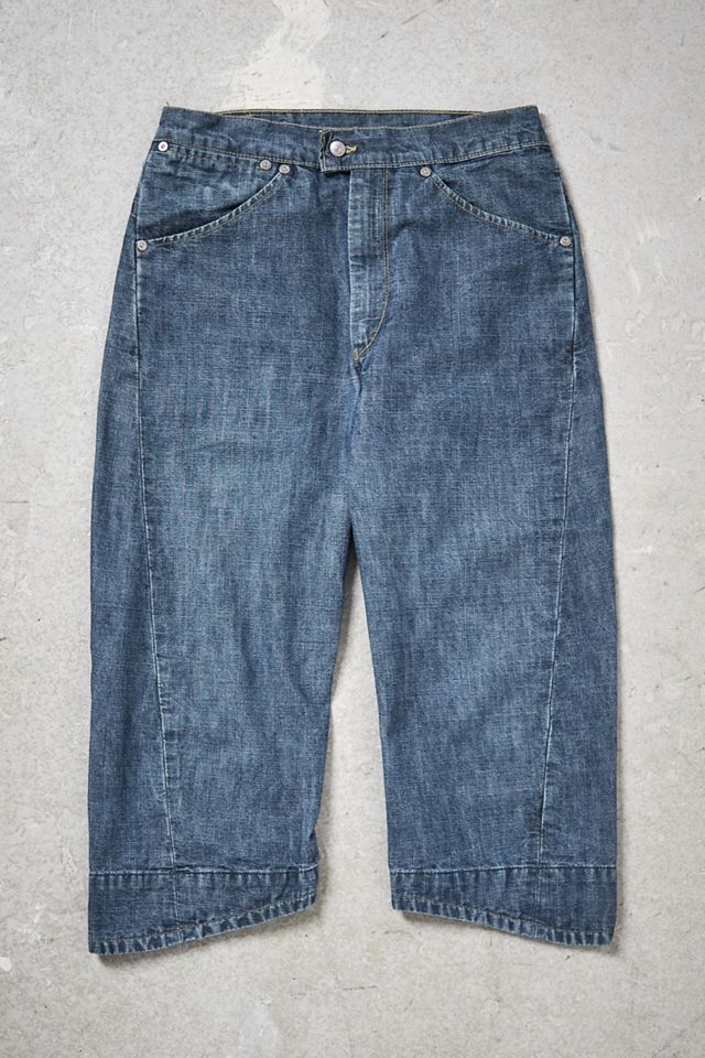 Urban Renewal One-Of-A-Kind Levi's Engineered Three-Quarter-Length Jeans | Urban Outfitters UK