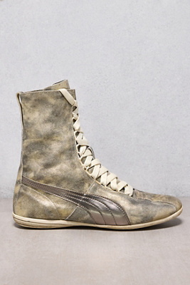 Urban Renewal One-Of-A-Kind PUMA Eskiva Hi Trainers | Urban Outfitters UK