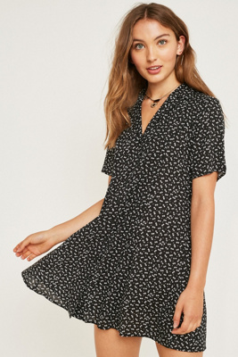 Urban Renewal Vintage Remnants Ditzy Tea Dress | Urban Outfitters UK