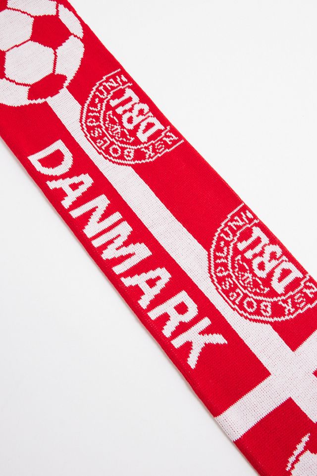 Bufanda de Fútbol Roja Vintage Urban Renewal | Urban Outfitters ES