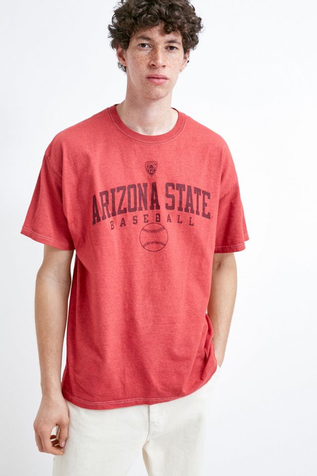 Urban Renewal Remade Red Sports T-Shirt | Urban Outfitters UK
