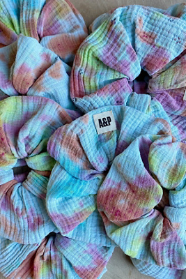 Ace & Prince Scrunchie | Urban Outfitters UK
