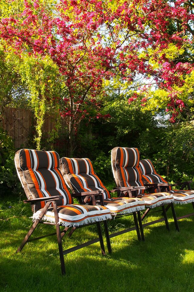 Urban Renewal Vintage Brown 80s Reclining Sun Chairs - Set Of 4 | Urban ...