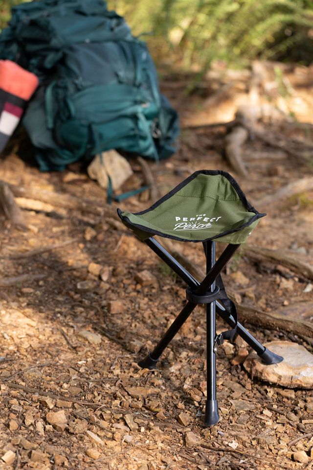 Tripod Camp Stool | Urban Outfitters ES