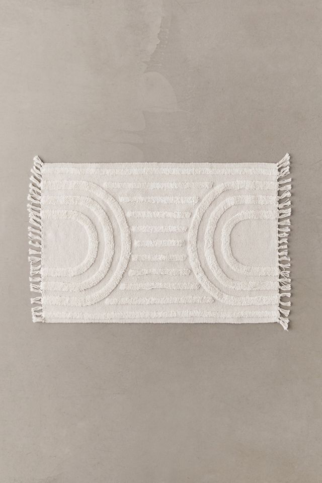 Modern Handloom 2x3 Rug | Urban Outfitters UK