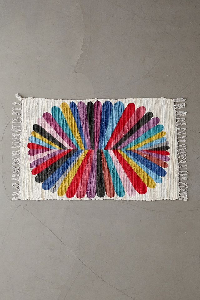 Clover 2x3 Rug | Urban Outfitters UK