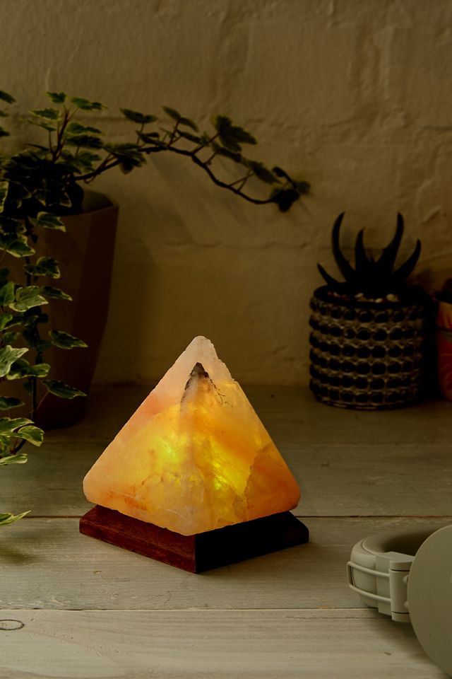 Colour-Changing USB Himalayan Salt Lamp | Urban Outfitters UK
